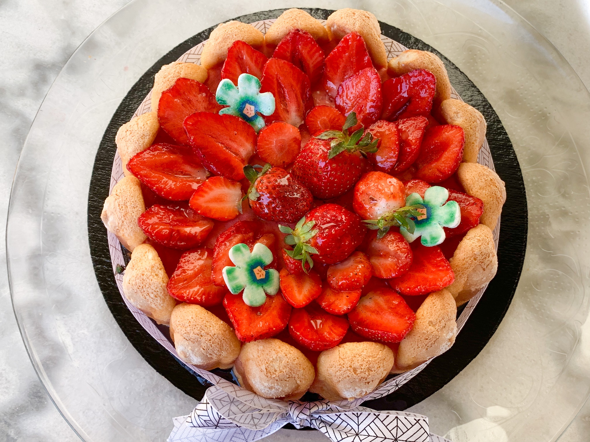 CHARLOTTE AUX FRAISES – Les douceurs de Candice