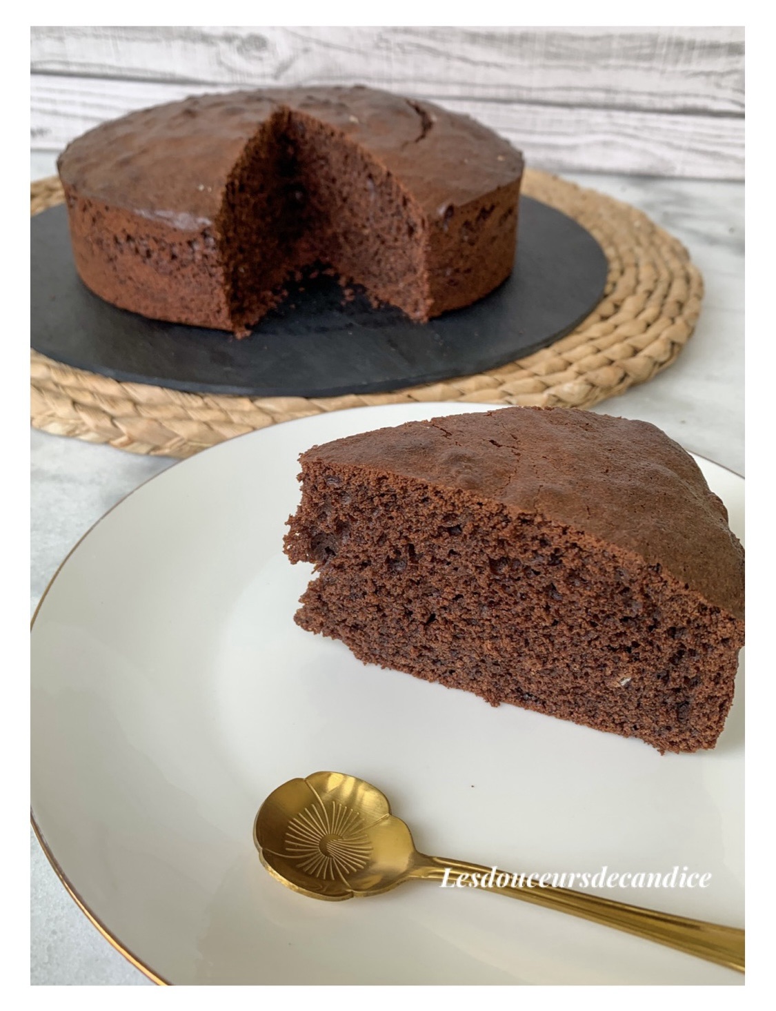 GÂTEAU AU CHOCOLAT FACILE – Les douceurs de Candice